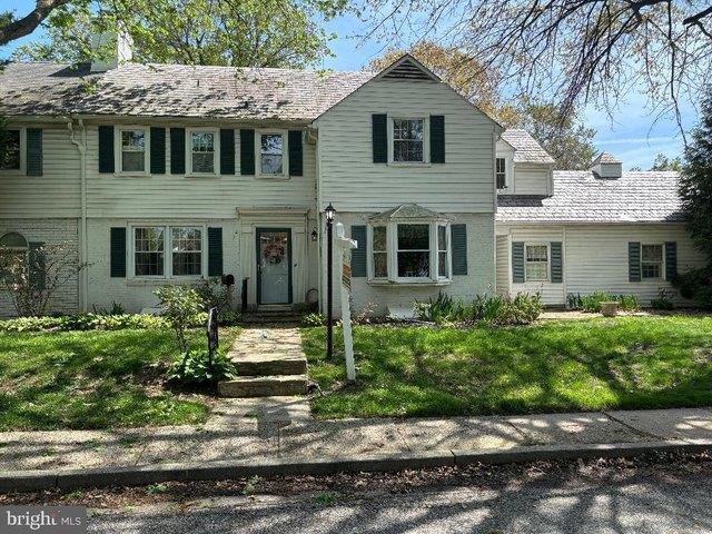 3022 Dunglow Rd, Baltimore, MD 21222