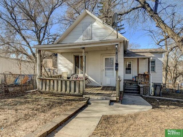 3022 S 20th St, Omaha, NE 68108