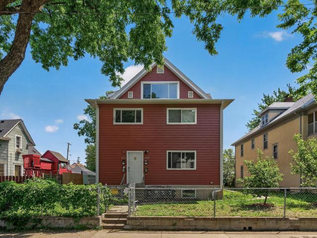 3023/3 Cedar Avenue S