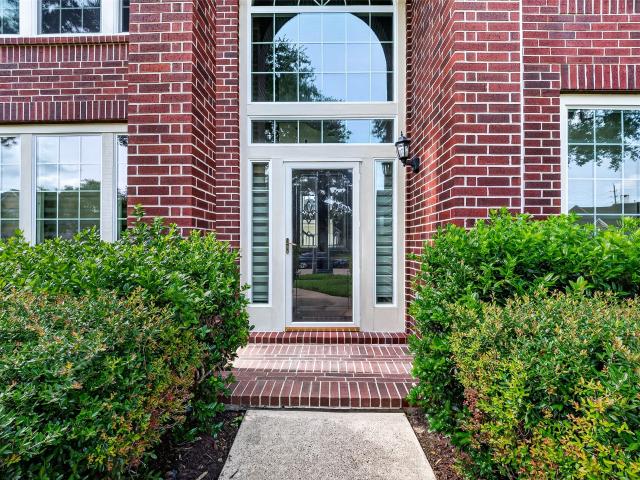 3023 Brookview Drive
