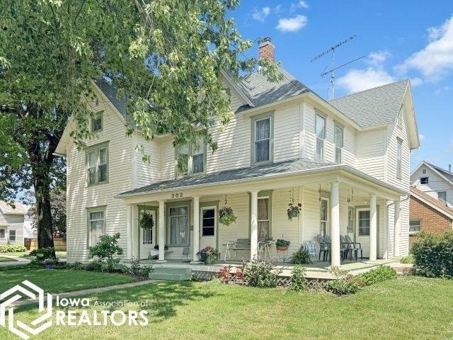302 3rd Ave SE, Hampton, IA 50441