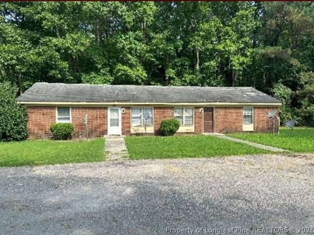 302 312 W Edgecombe St, Whitakers, NC 27891