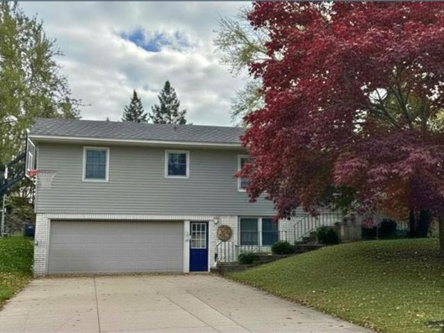 302 4th Ave NE, Byron, MN 55920