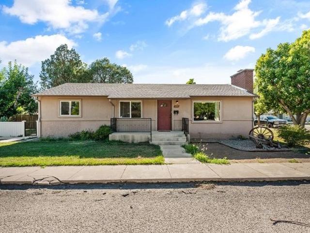 302 4th St, Fowler, CO 81039