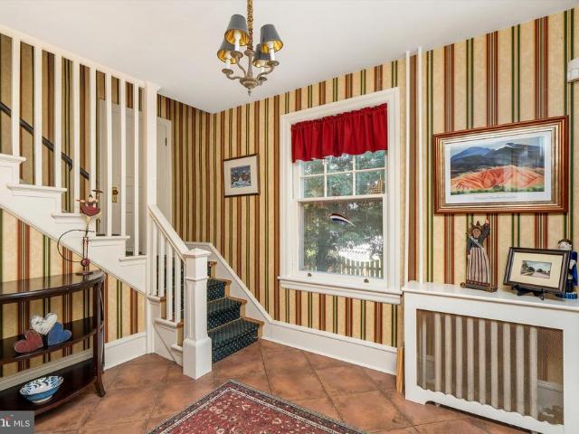 302 8Th Street