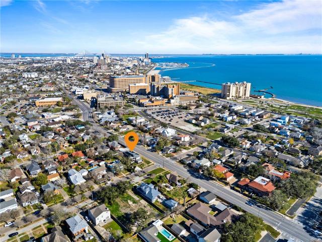 302 Cole St, Corpus Christi, TX 78404 | MLS #469776 | Compass
