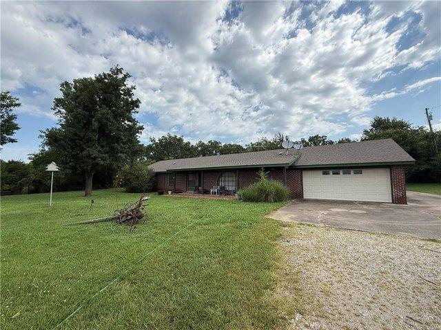 302 College Ave, South Coffeyville, OK 74072