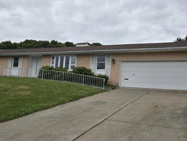 302 Cor Sunset and Roberts Dr, Dickson City, PA 18519
