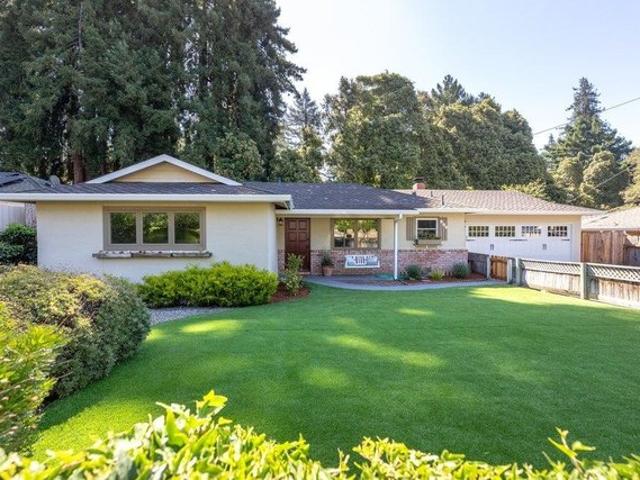 302 Coronado Dr, Aptos, CA 95003