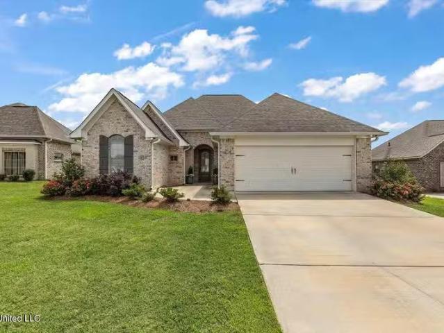 302 CANDLEWOOD CT, CANTON, MS 39046 Single Family Residence Fo.