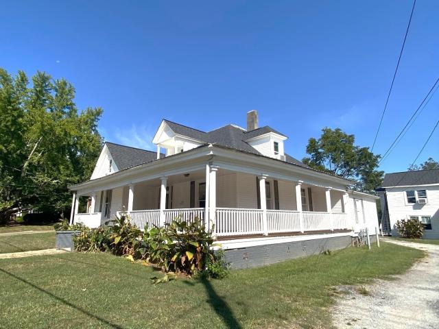 302 Cedar St, Unit A, Carrollton, GA 30117 | MLS #10725 | Compass