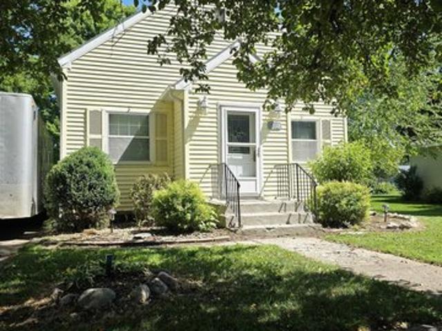 302 Church St, Royal, IA 51357