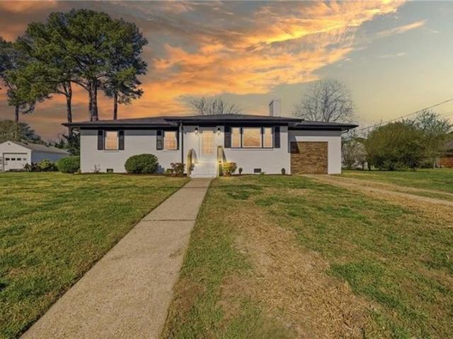 302 Chandler Harper Dr, Portsmouth, VA 23701
