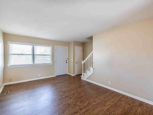 302 Chateau Dr 2 Bedroom Apartment for Rent at 302 Chateau Dr, Bellevue, NE 68005