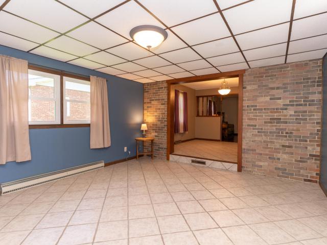 302 circle dr