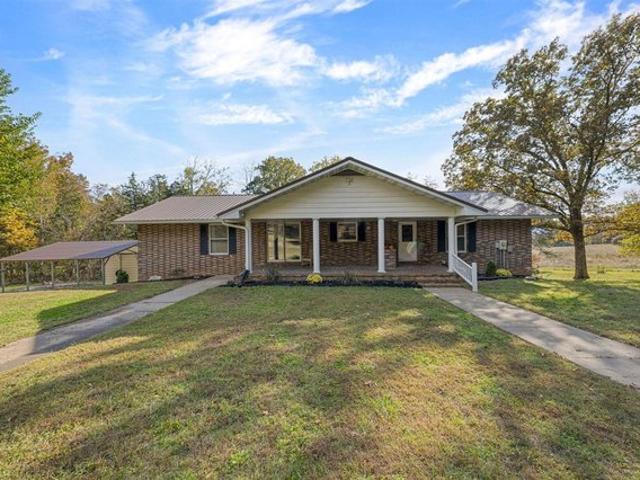 302 Curd Dr, Cave City, KY 42127