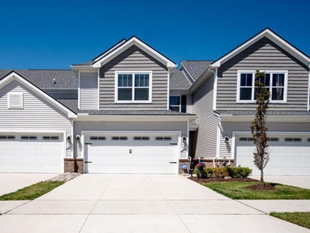 302 Angus Ln, Saline, MI 48176