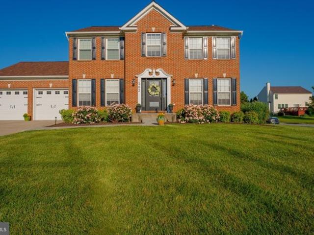 302 Aldwyn Dr, New Castle, DE 19720