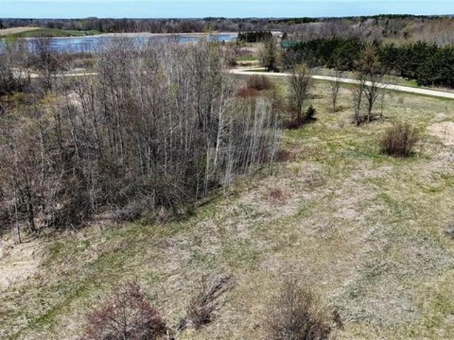 302 Ave, Detroit Lakes, MN 56501