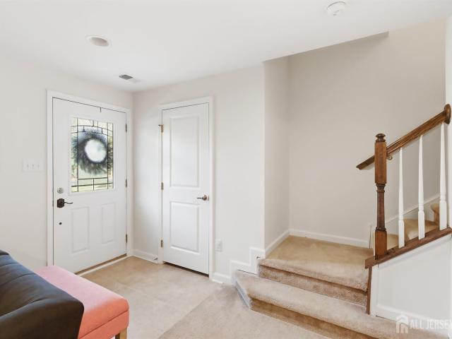 302 Bayside Court