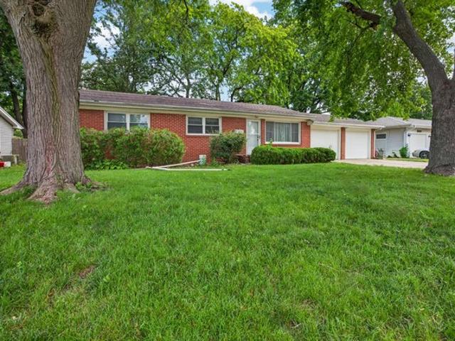 302 Belview Ave, Normal, IL 61761