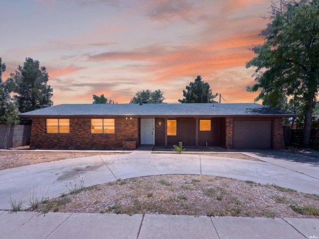 302 Berrendo Rd E, Roswell, NM 88201
