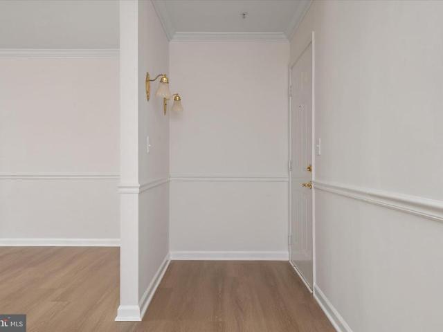 302 Blue Water Court # 103