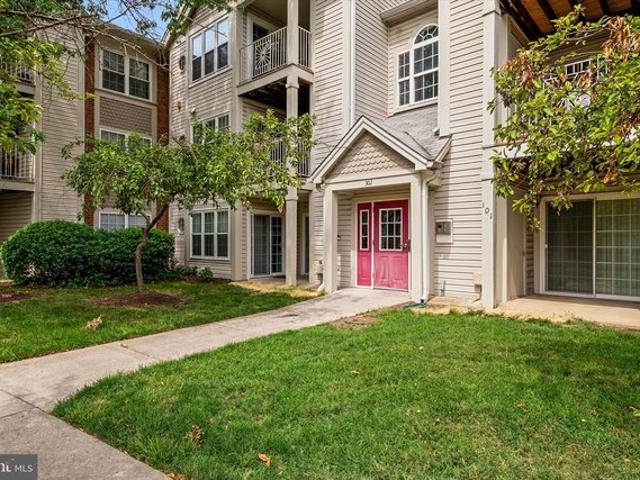 302 Blue Water Ct Unit 103, Glen Burnie, MD 21060