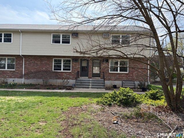 302 Blackstone Vlg Unit 302, Meriden, CT 06450