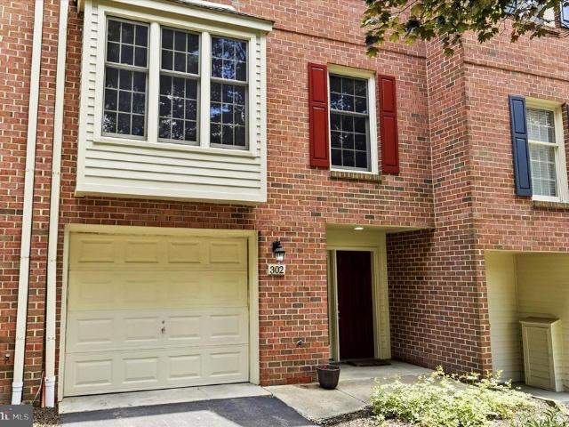 302 Brighton Circle