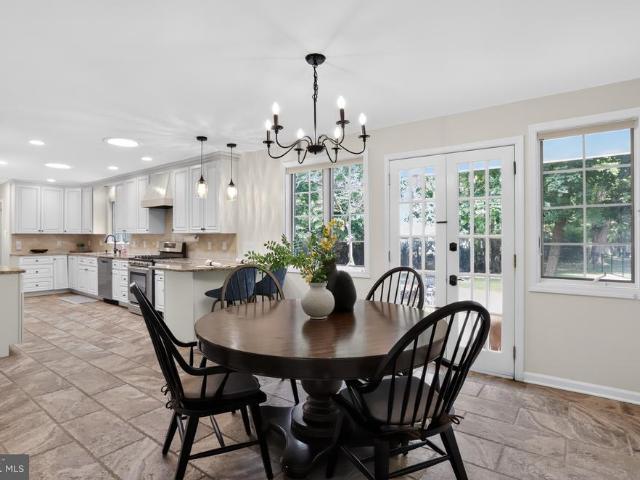 302 Bridgeboro Road