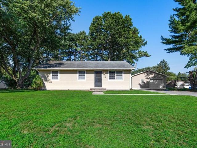302 Brookview Dr, Salisbury, MD 21804