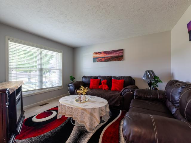 302 Goldenrod Drive