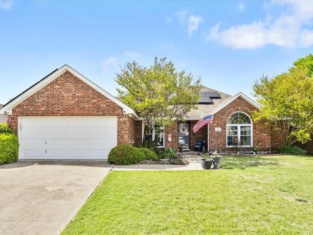 302 Glen Oak Trl, Forney, TX 75126