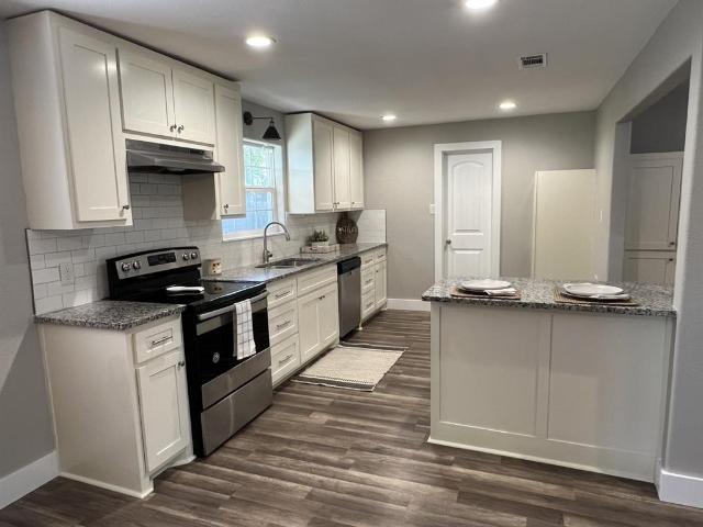 302 Glen Oaks Road