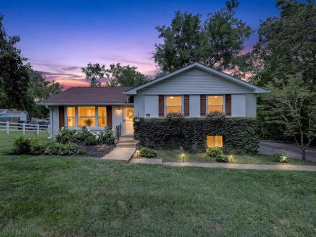 302 Dorr Dr, Goodlettsville, TN 37072