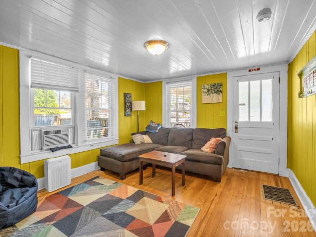 302 Davis Street
