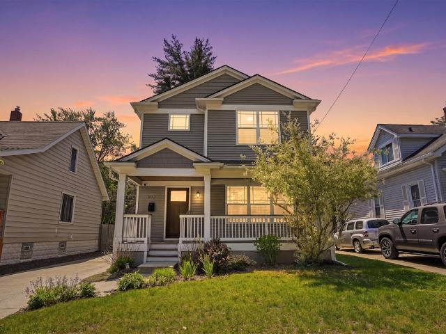 302 Dewey Street
