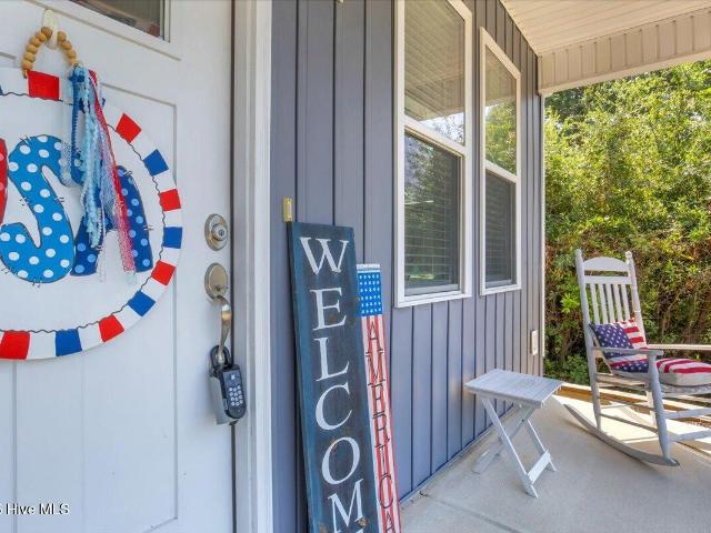 302 Deer Trail