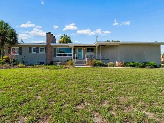 302 Deer Park Ave, Tampa, FL 33617