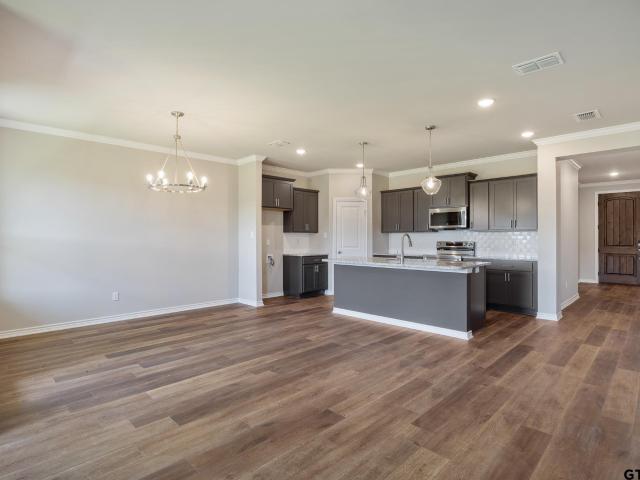 302 Driftwood Way, Whitehouse, TX 75791 | MLS #26008