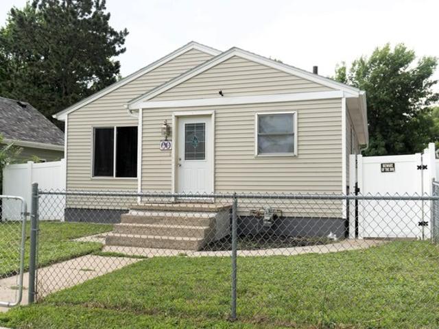 302 E 22nd St, South Sioux City, NE 68776