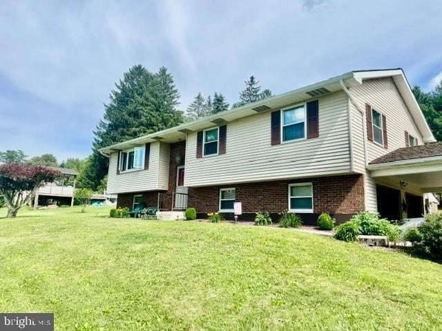302 E Wyncoop Ave, Gordon, PA 17936