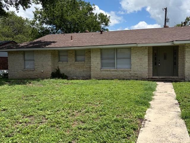 302 E Byrd Blvd