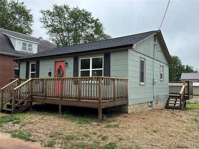 302 E Cherry Ave, Owensville, MO 65066