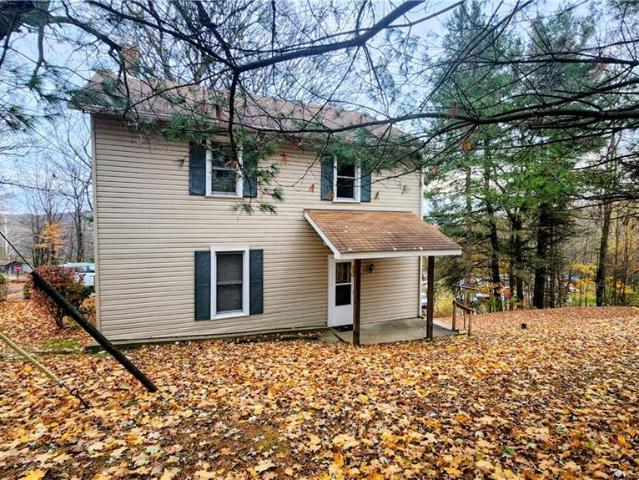 302 E Church St, West Sunbury, PA 16061 | MLS #1742 | Compass