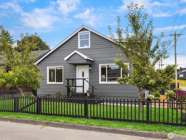 302 E Gilman Avenue