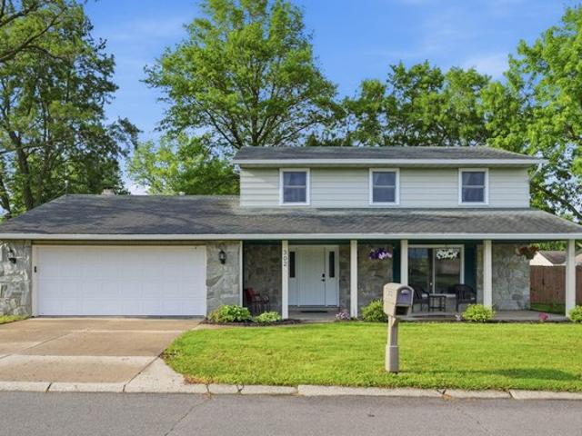 302 E Hickory Grove Rd, Hartford City, IN 47348
