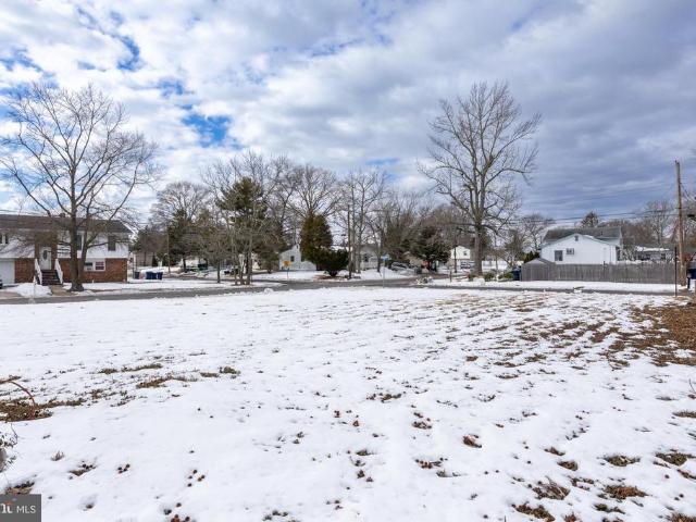 302 Falcon Drive