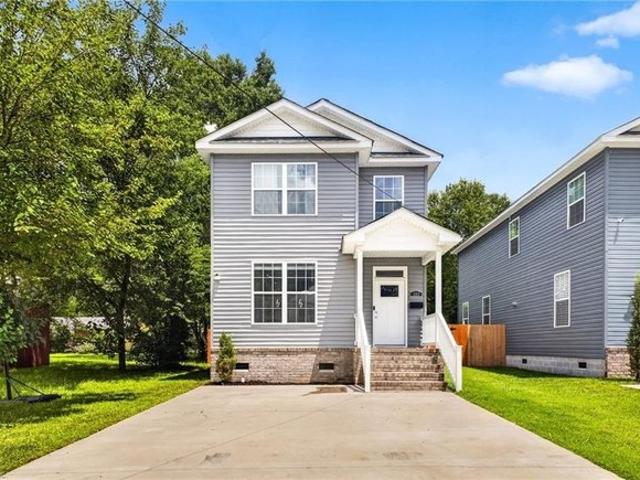 302 Fulcher St, Suffolk, VA 23434
